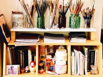 An Artist Studio | With Sandi Hester - Jeanne Oliver