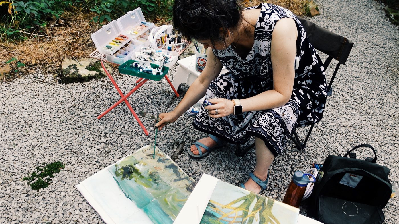 An Artist Studio | With Sandi Hester - Jeanne Oliver