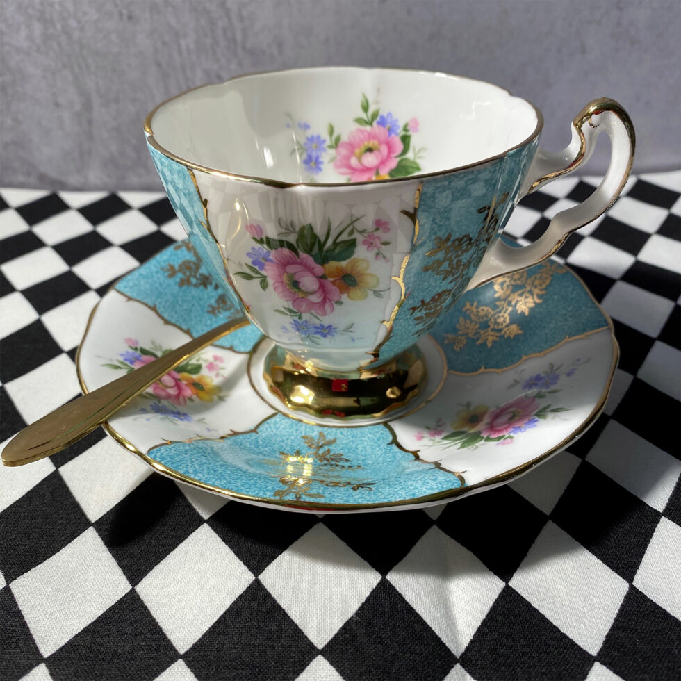 Cups & Mugs: Everyday Objects as Our Storytellers with Debbie Miller ...